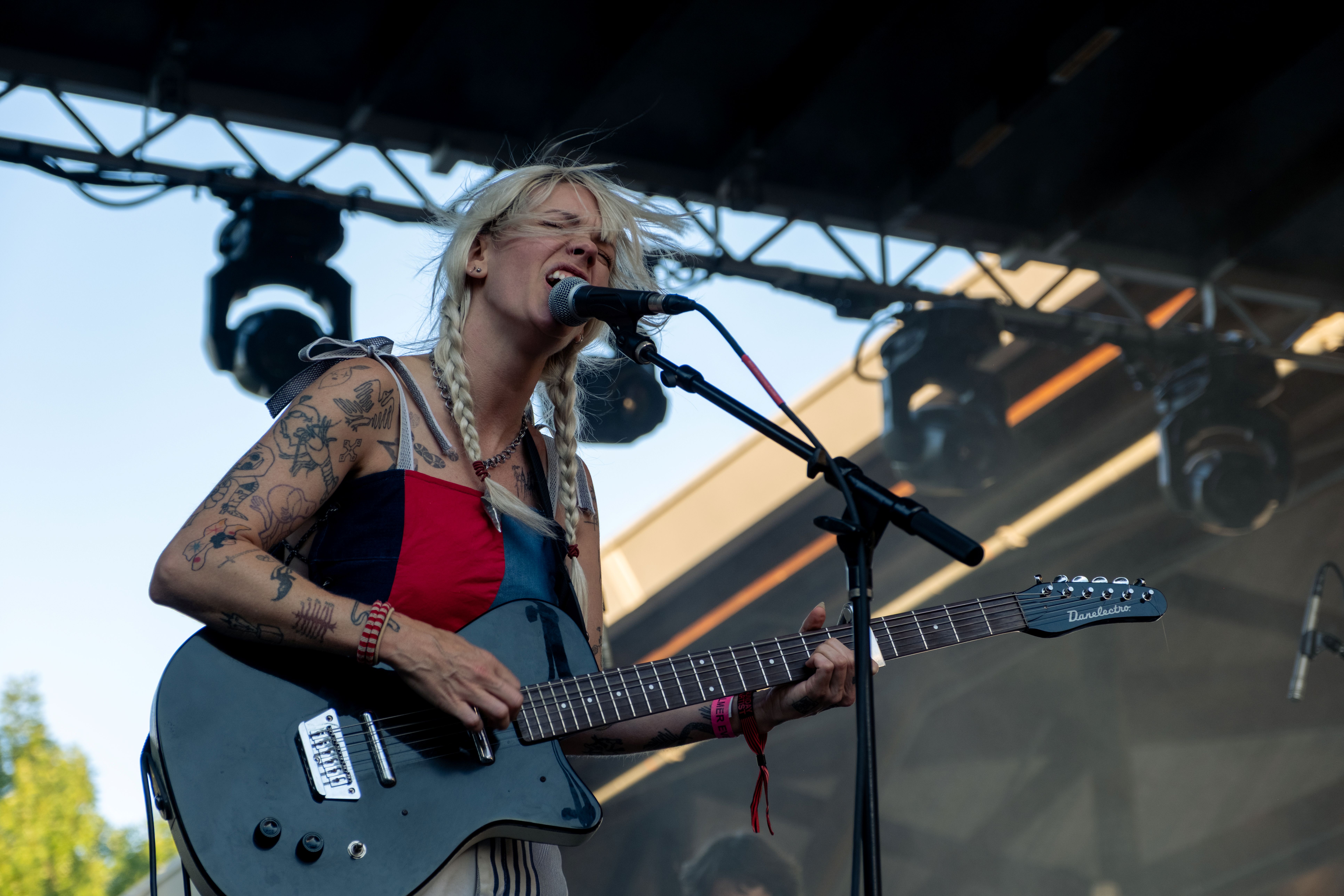 Being Dead are “Pillars of Light and Love” at Levitation | Concert ...